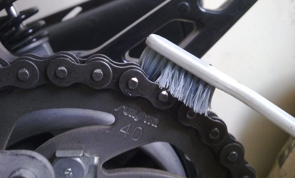 7+ Cara Merawat Rantai Motor & Cara Merawat Supaya Bisa Awet